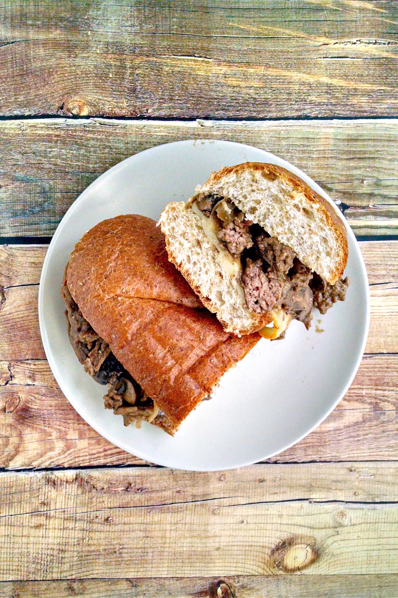 Hot Hamburger Hoagie – Bring Gourmet to your Every Day - A Kitchen Hoor ...
